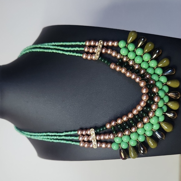 Jewelry | Vintage Gorgeous Green Color Necklace | Poshmark